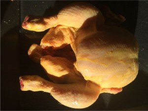 Maishuhn mit gratinierten Kartoffeln und Möhren